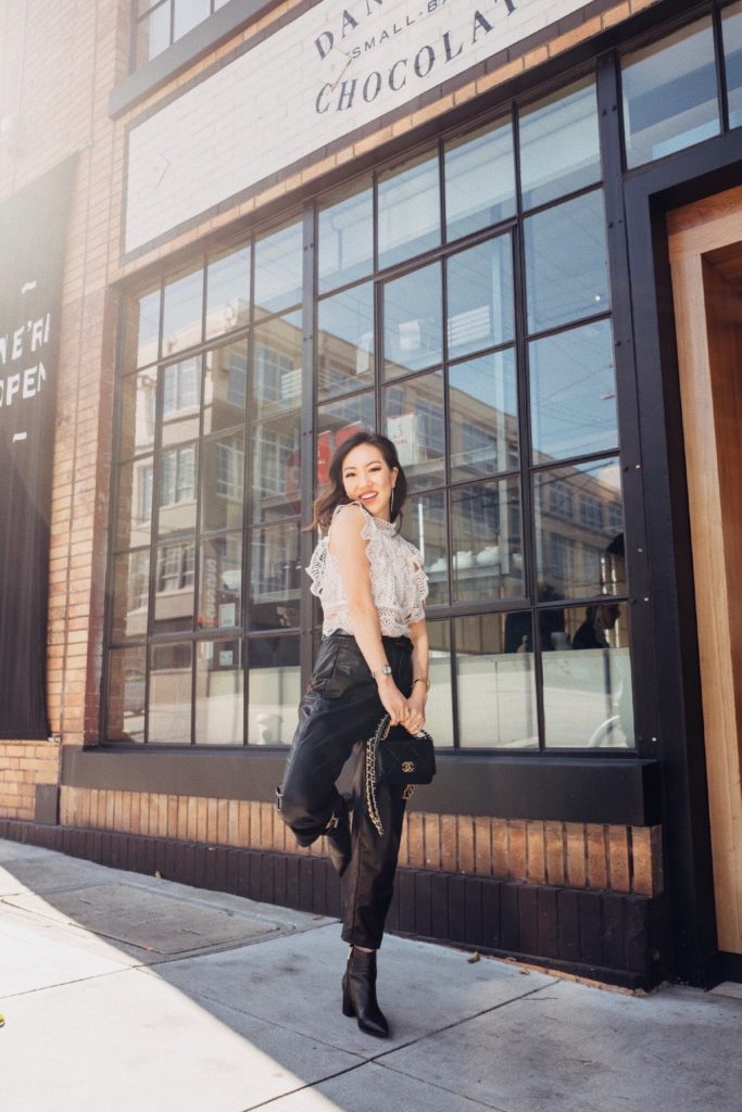 EASY WAYS TO POSE LIKE AN INFLUENCER – TREND ENVY